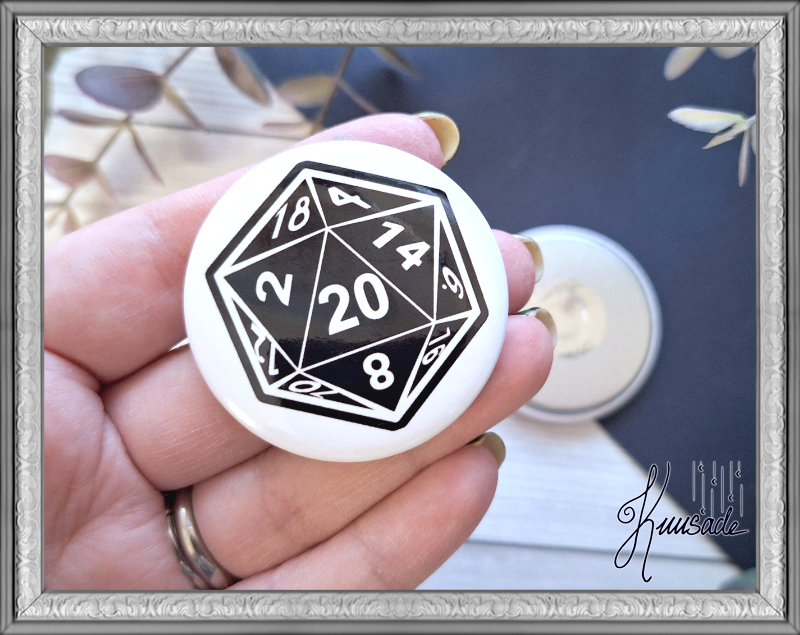 D20 – Nat 20, magneetti | Kuusade